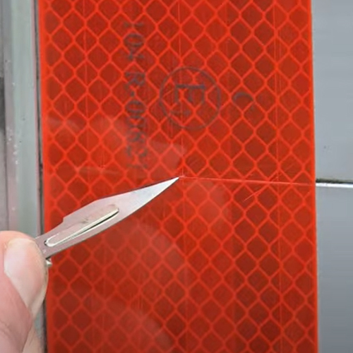 Retroreflective contour marking sign V-23 | Forankra